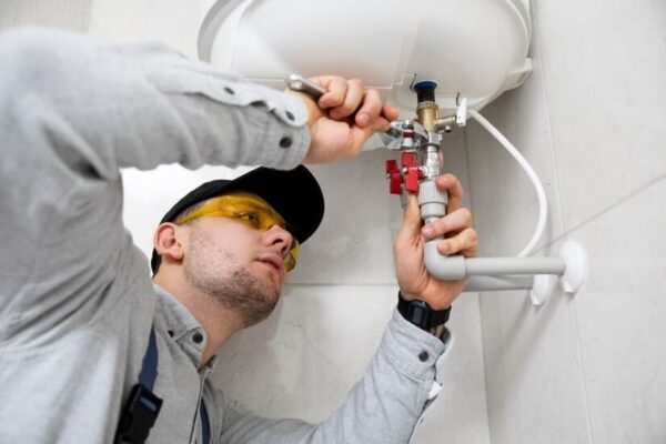 Setting the Water Heater Temperature - Prevent Scalding